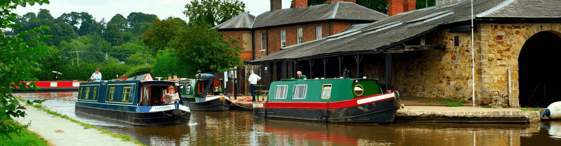 Castle Farm Holidays Shropshire | Ellesmere Accommodation